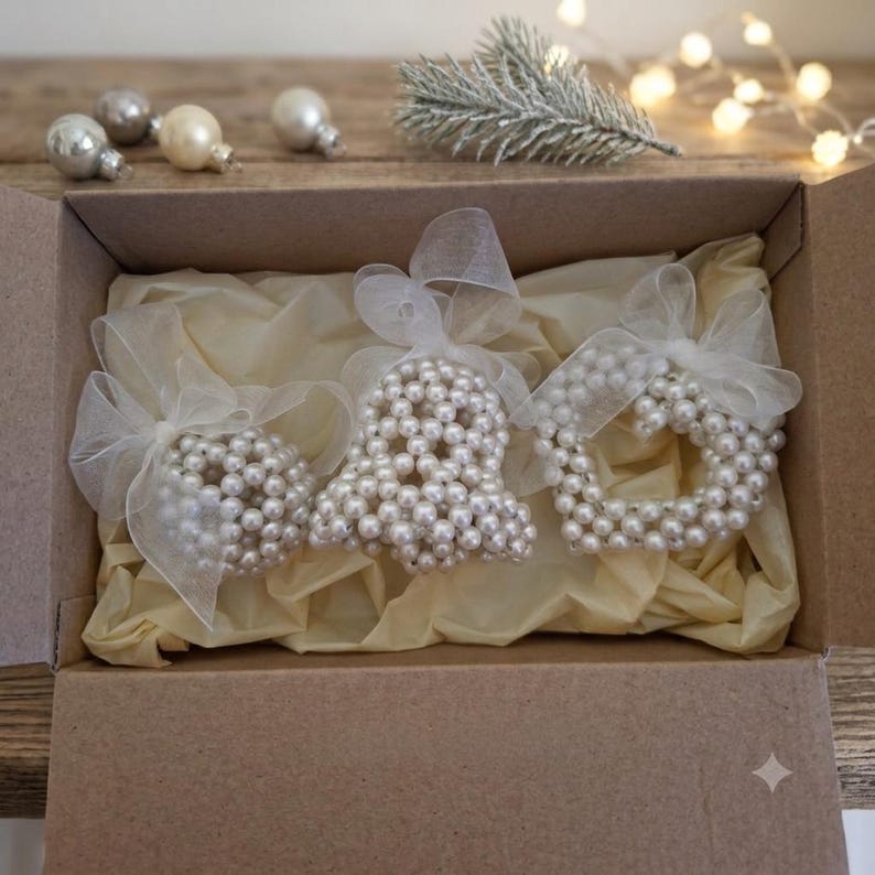 Vintage Style Beaded Christmas Ornaments Set, Handmade Glass Bead Tree ...