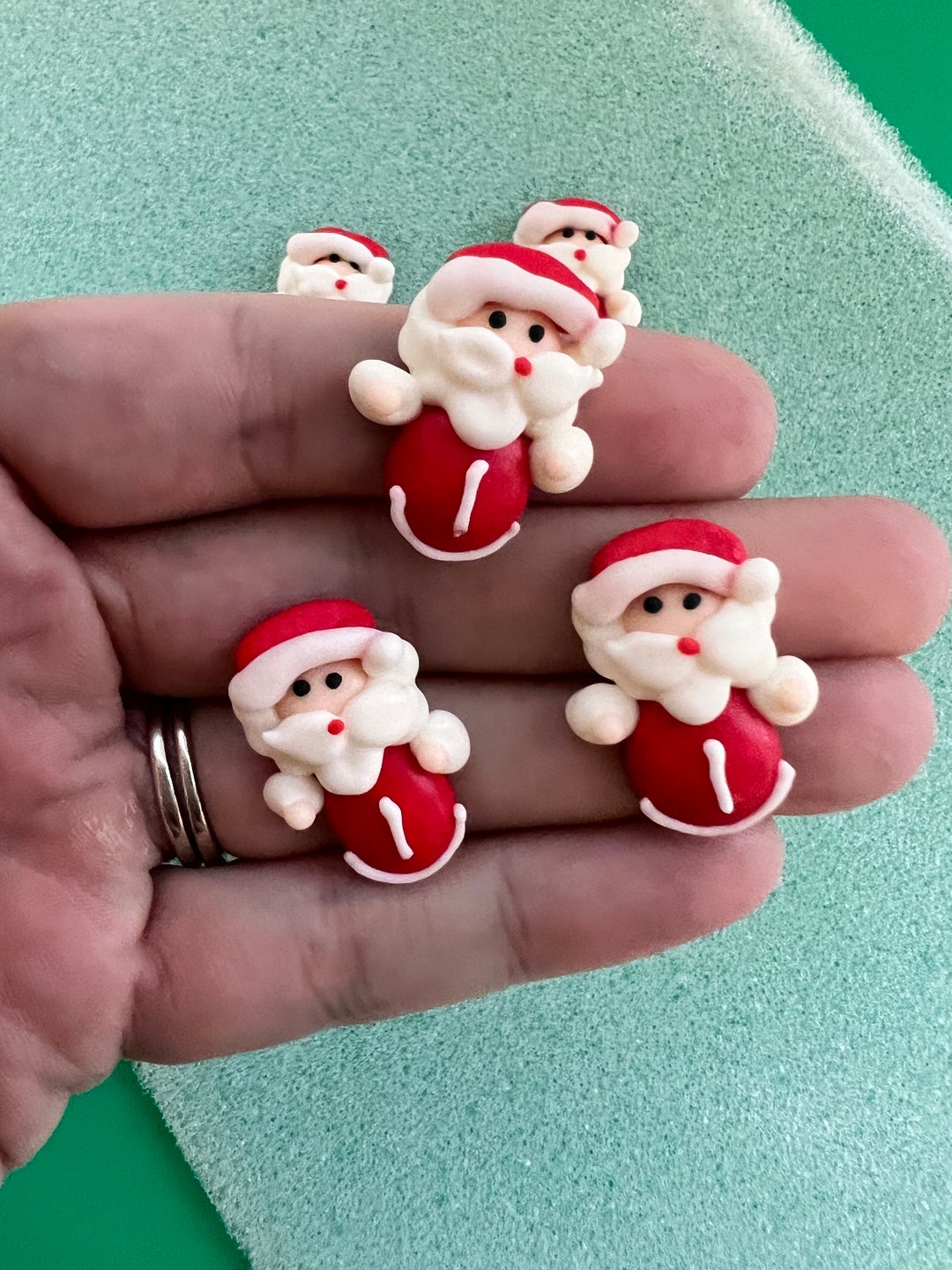 Santa Claus Icing Toppers Edible Santa Treat Toppers Royal Icing Santa ...