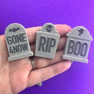 Tombstones Dec-ons® Decorations / Sugar Tombstones for Halloween Cakes ...