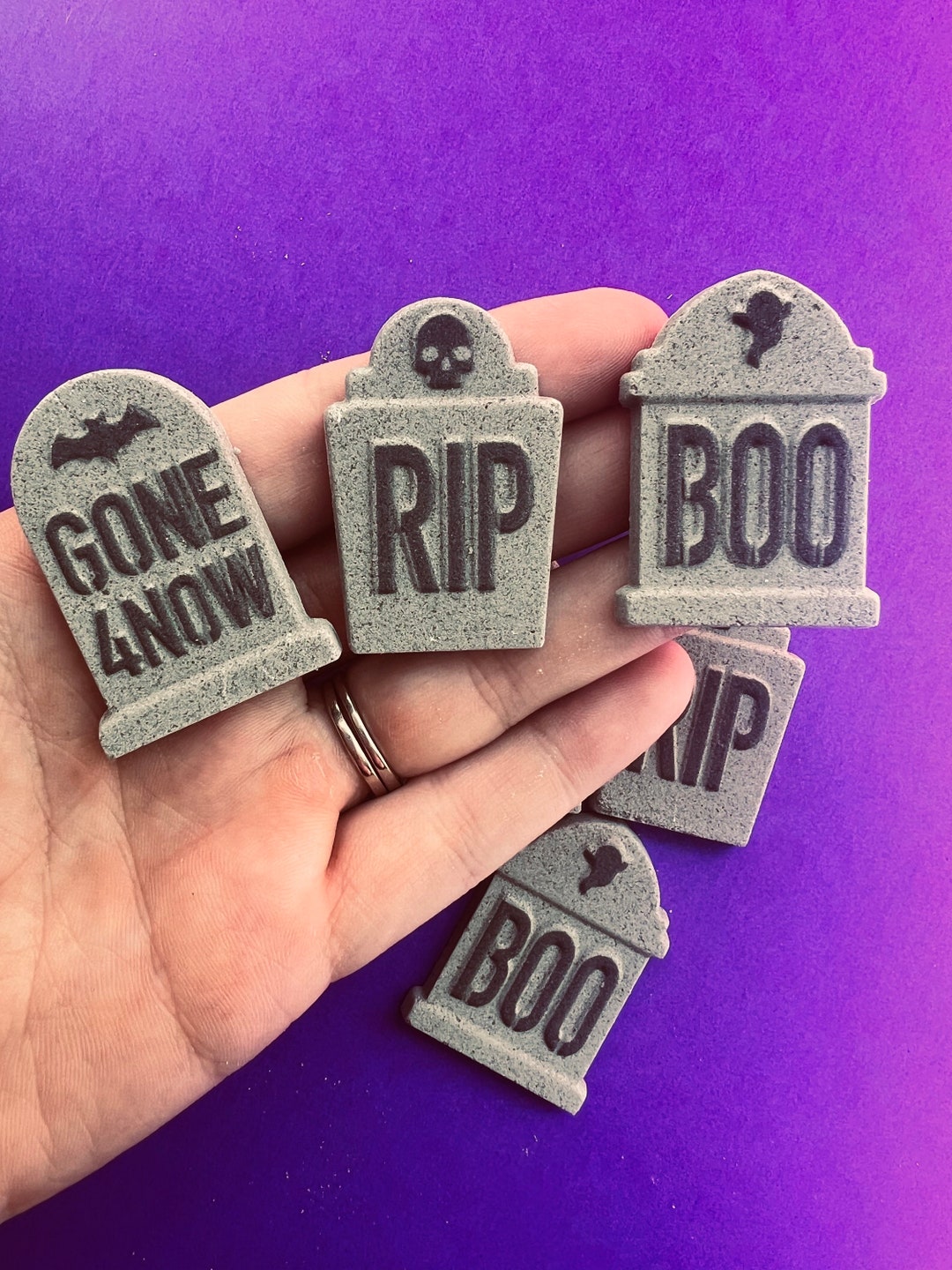 Tombstones Dec-ons® Decorations / Sugar Tombstones for Halloween Cakes ...