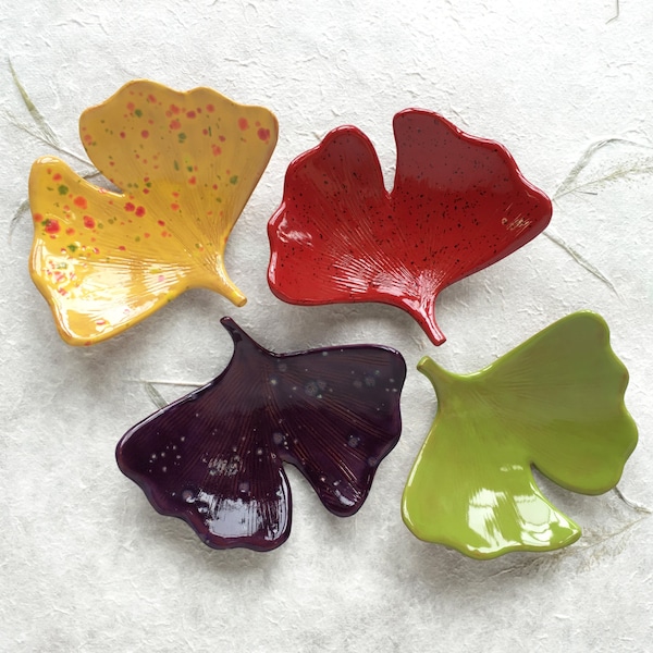 Green Ginkgo Pottery - Etsy
