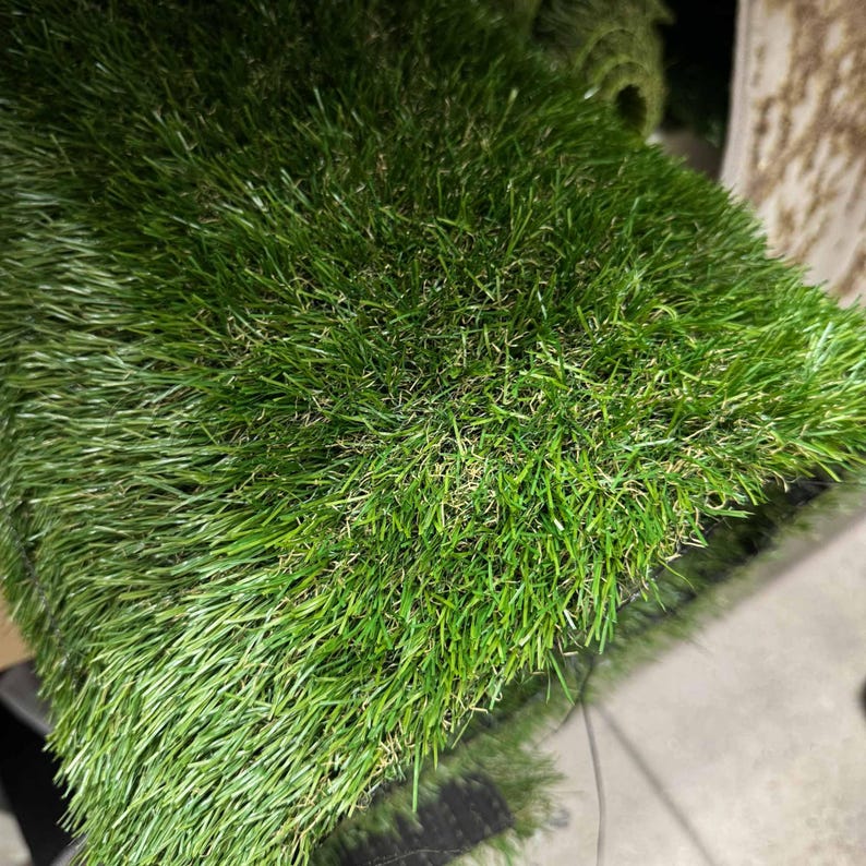 Outdoor Artificial Grass Topiary Figure Sculpture Statue Green Turf ...