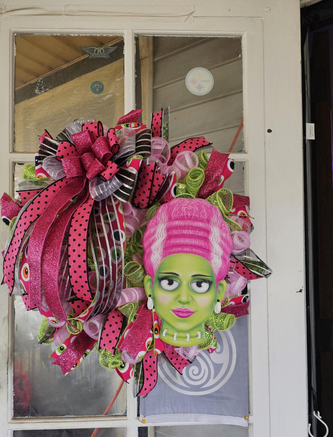 Bride of Frankenstein Halloween Wreath, Pink and Green Mrs ...