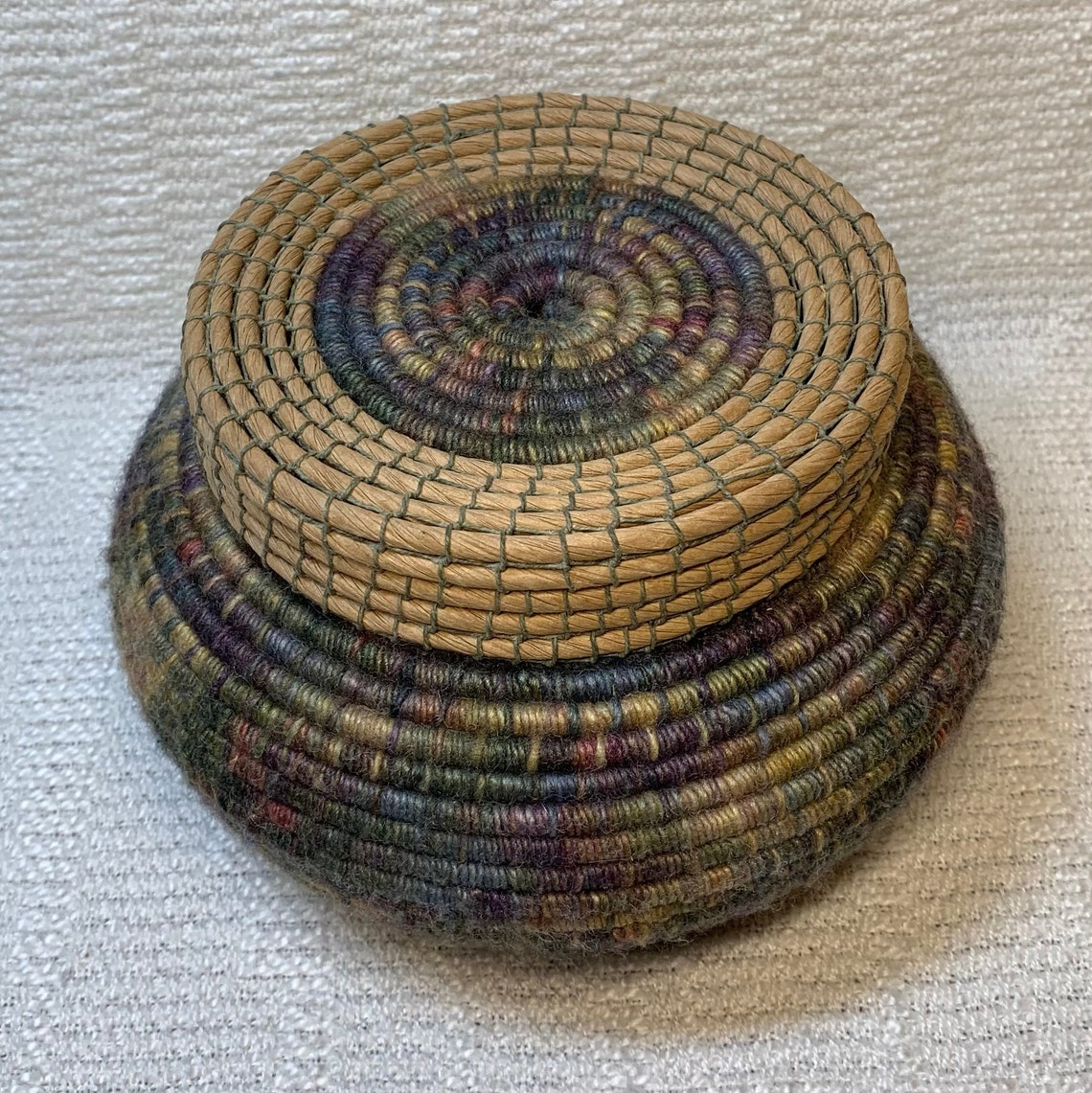 E1422 Closed Coiled Basket With Lid - Etsy