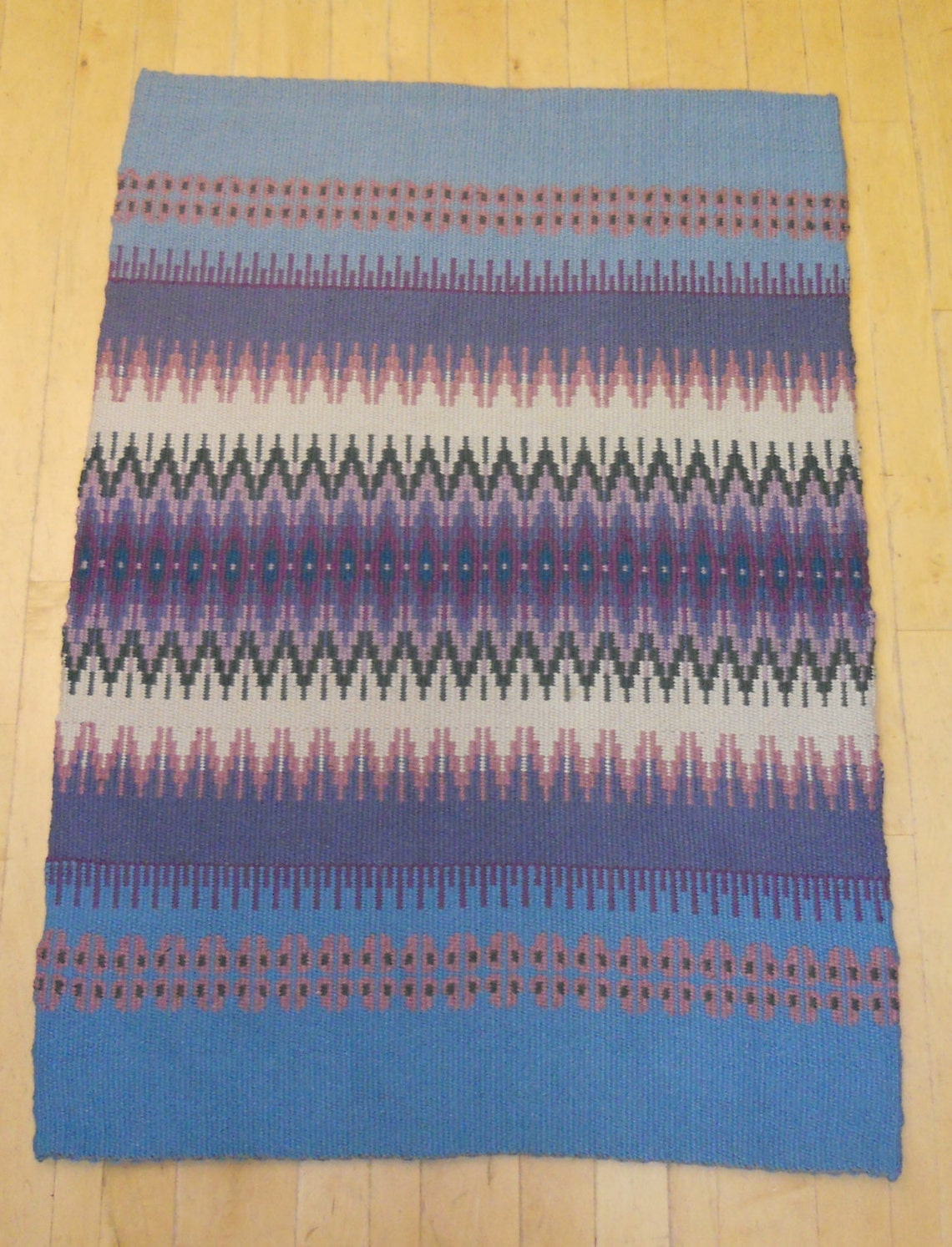 E634 Boundweave Rug, the Blues Floor or Wall Hanging, Zen Meditation ...