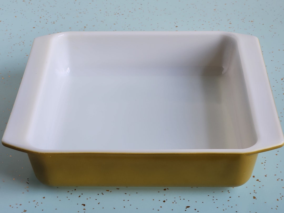 Pyrex 922 Verde Green 8x8x2 Cake Pan | Square Baking Dish | Brownie Pan ...