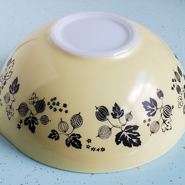 Pyrex Gooseberry - Etsy