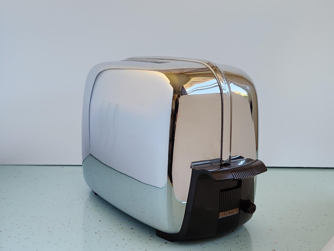 Toastmaster De Luxe Model 1B14 Toaster | Mid Century Modern | Chrome ...