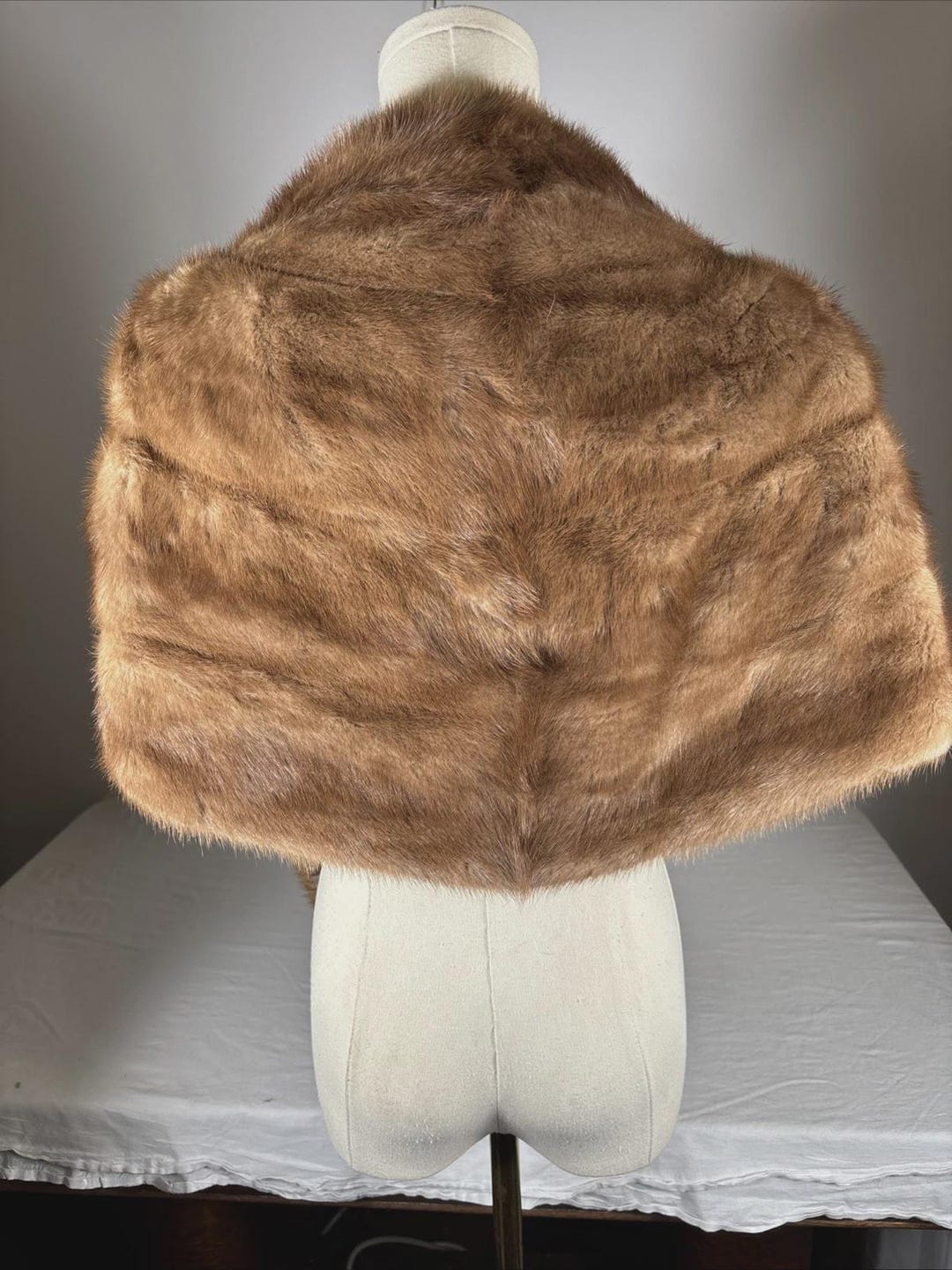 Vintage Sakowitz Houston Honey Mink Stole Jacket W/ Hand Slits & Dust ...