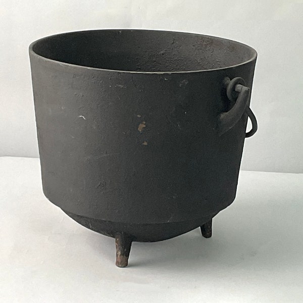 Antique Cauldron - Etsy