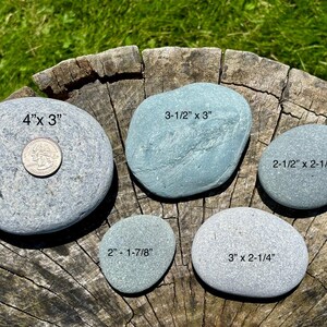 Beach Stone Stacks ~ Zen Garden ~ Natural Cairn Stones Balancing Rocks ...