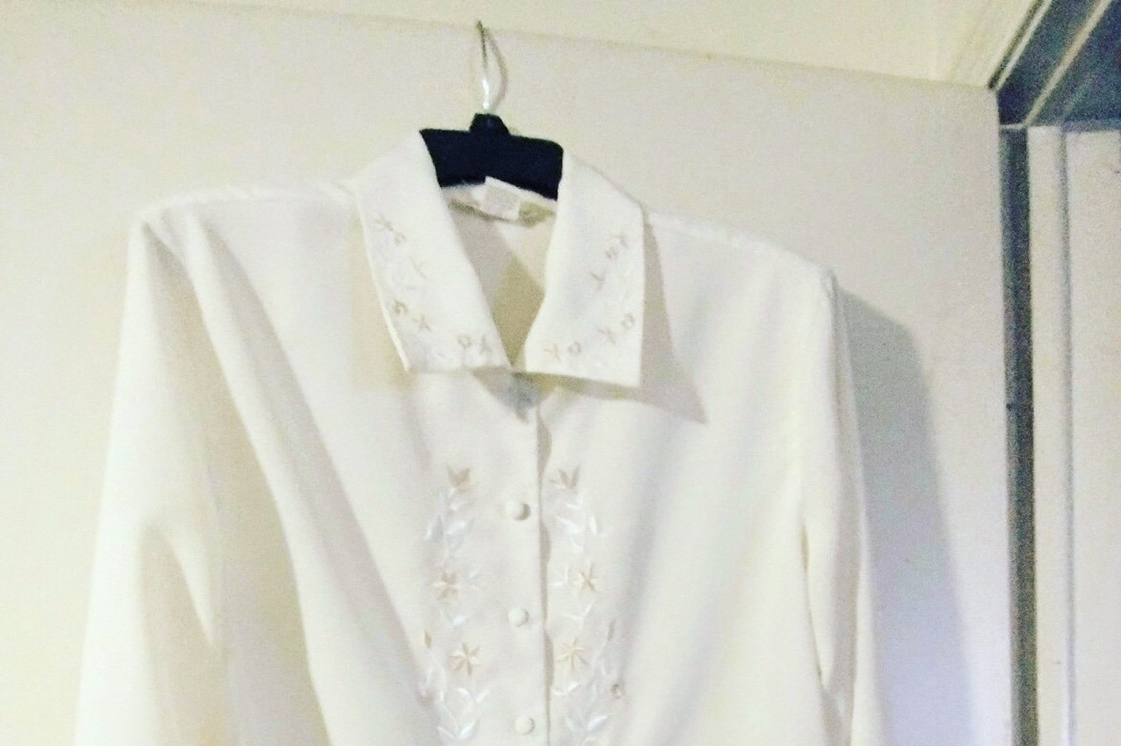 Susan Hutton Blouse off White Embroidered in Pale Browns - Etsy