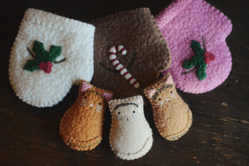 Kitten in Mitten Pattern - Etsy UK