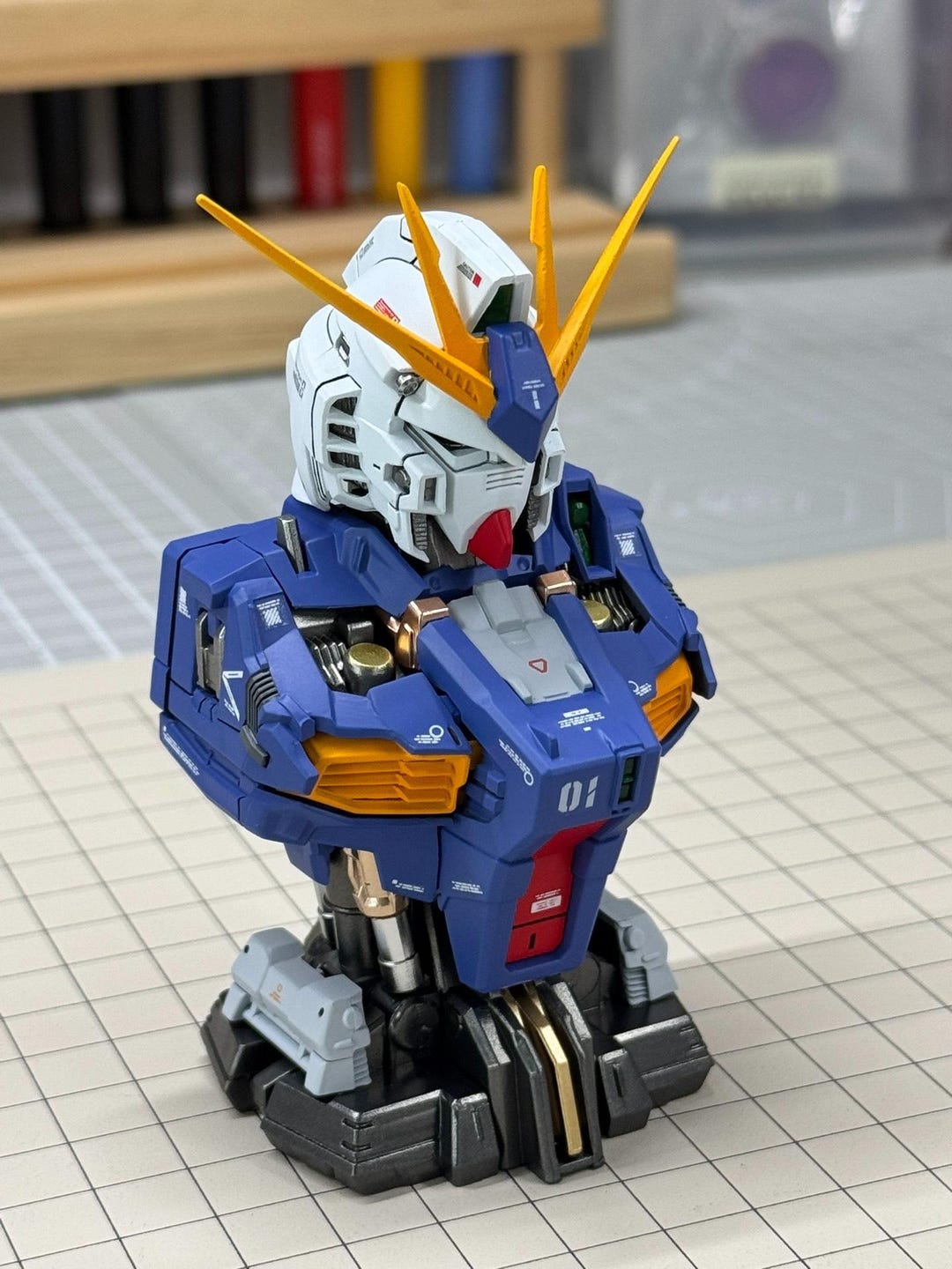 Nu Gundam Gundam Bust: Built & Repainted Mecha Statue, Paint Gunpla - Etsy