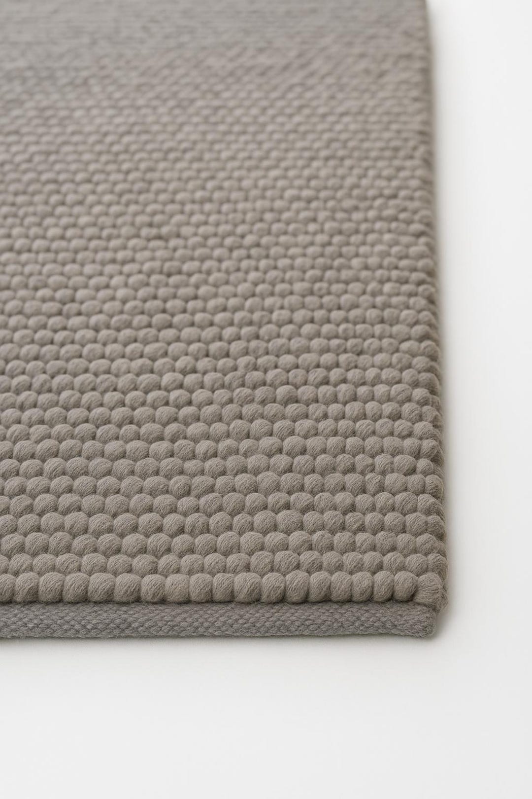 Handmade Grey Chunky Wool Rug Pebble / Bead Weave Textured Carpet Thick ...