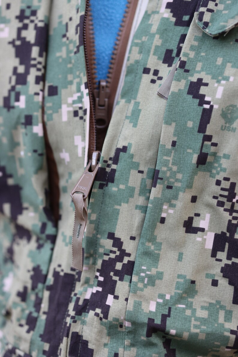 Gore-tex US Navy NWU Type III Jacket: AOR2 Digital Camo Parka (M-L) - Etsy