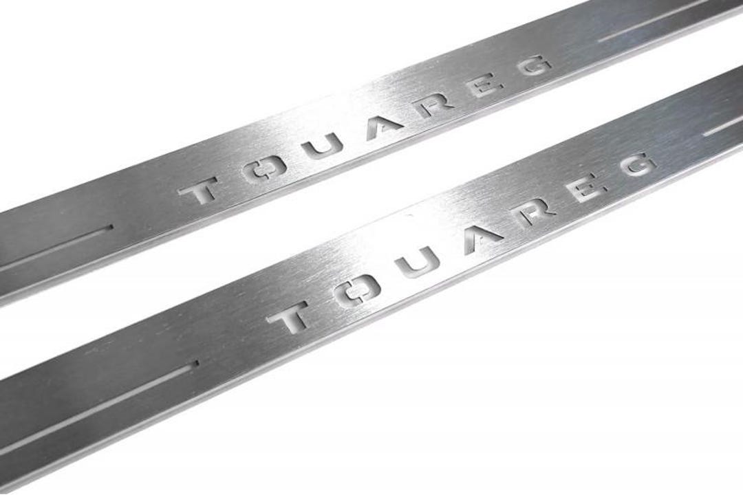 Custom LED Door Sills for Touareg III 2018+ – Lighted Entry Guards - Etsy