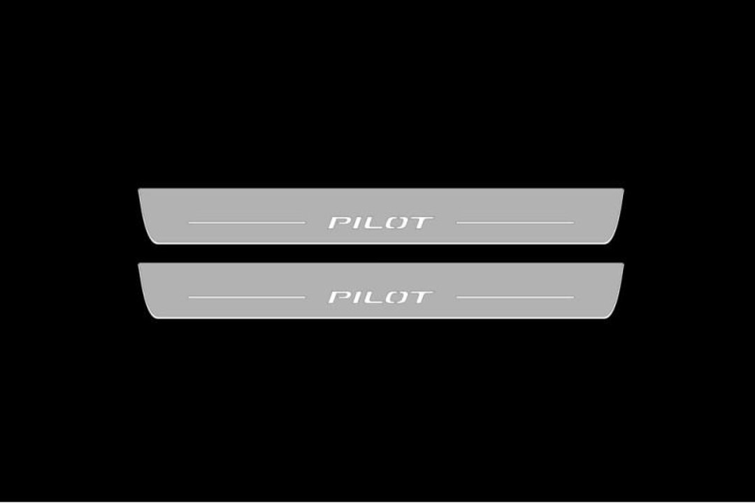 Custom LED Door Sills for Pilot III 2016–2023 Logo Pilot – Illuminated ...
