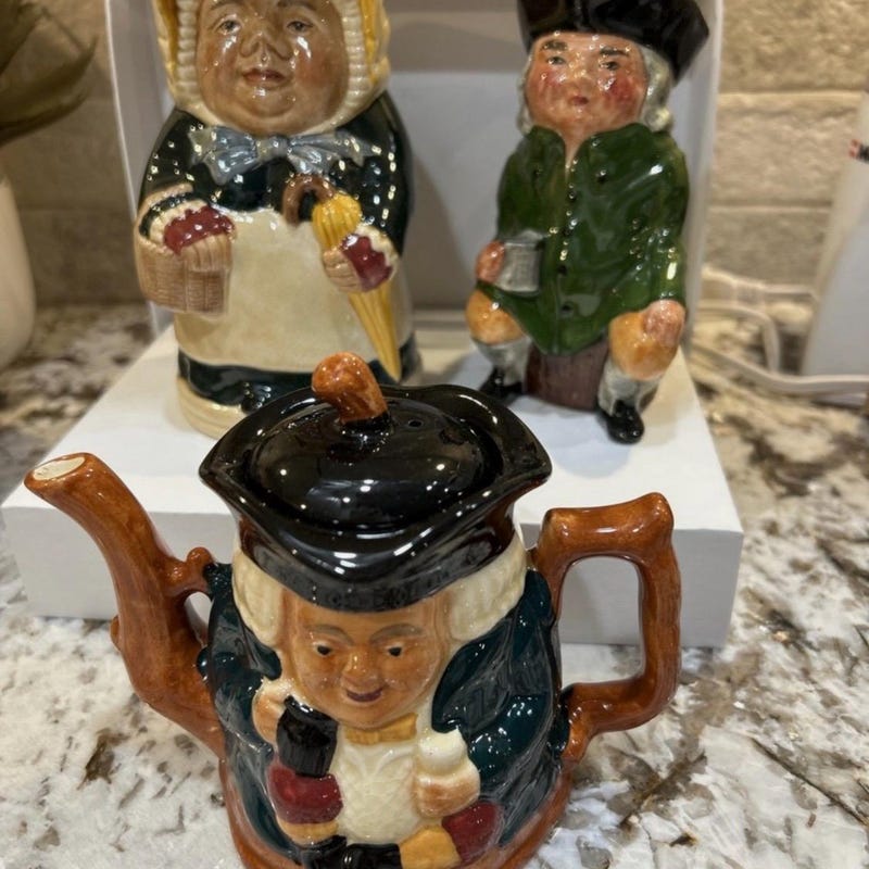 Crown Teapot - Etsy