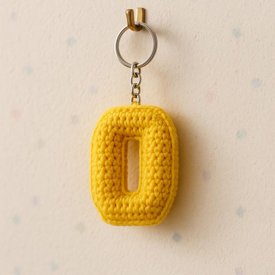 Crochet Letter O Keychain Pattern: Beginner Friendly Amigurumi (PDF ...