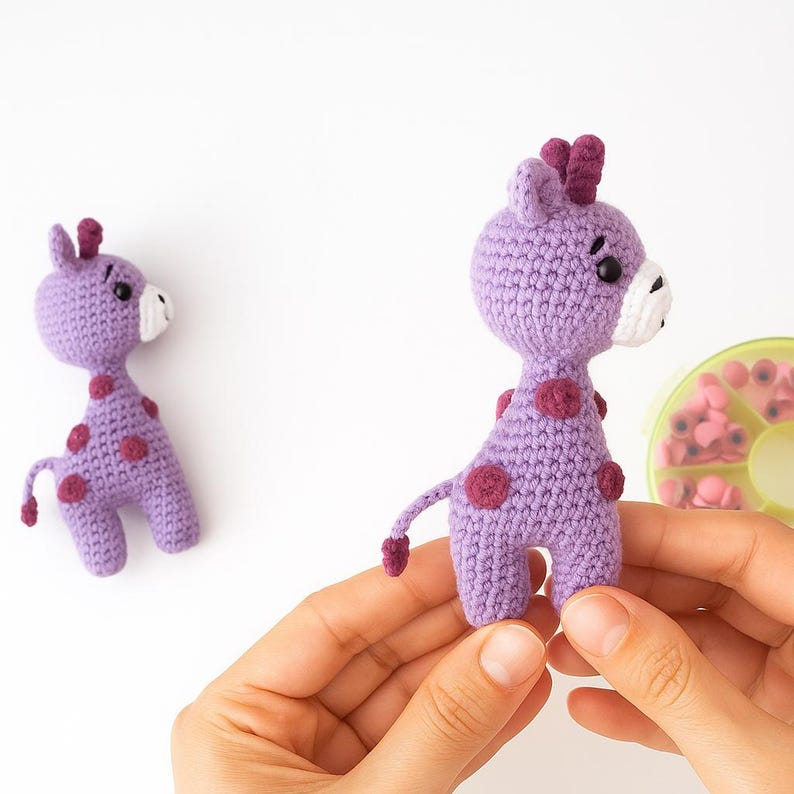 Amigurumi Giraffe Keychain/ PDF Crochet Pattern (no-sew, Beginner ...