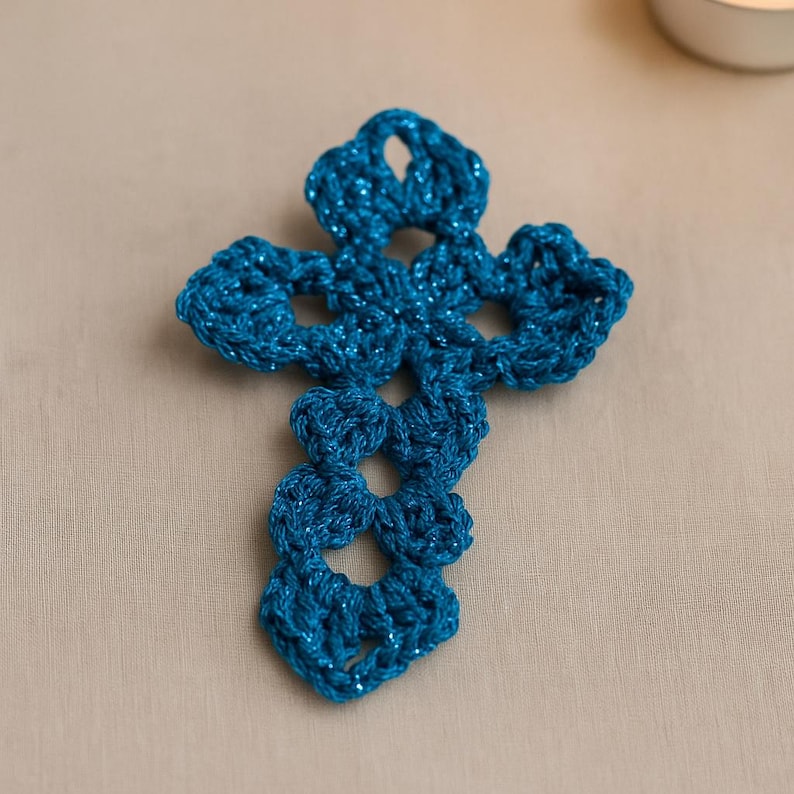 Crochet Cross Pattern: Beginner Friendly Ornament (PDF Pattern) - Etsy