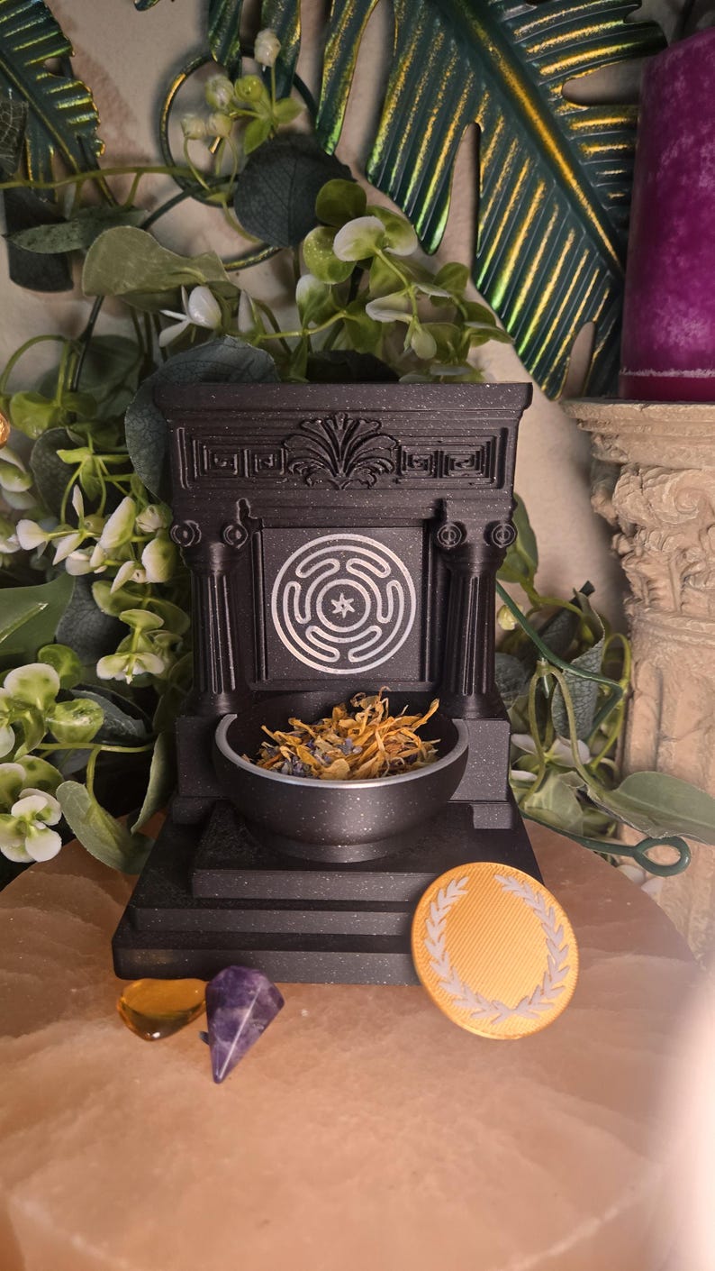 Mini Hecate Altar 5 Inch Goddess Shrine Triple Moon Magic Witchcraft ...
