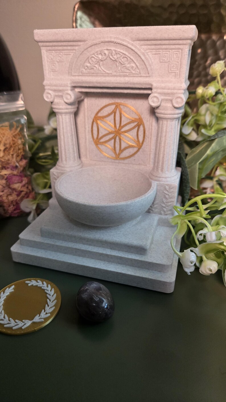 Altar de flores de Afrodita / Diosa griega del amor / Santuario ...