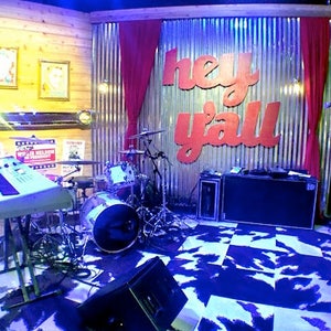 Oversized Hey Y’all Wall Decor Southern Hey Y'all Sign Southern Saying ...