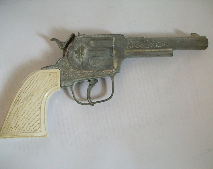 Vintage Gabriel Cap Gun W/original Pieces of Caps Still Inside - Etsy