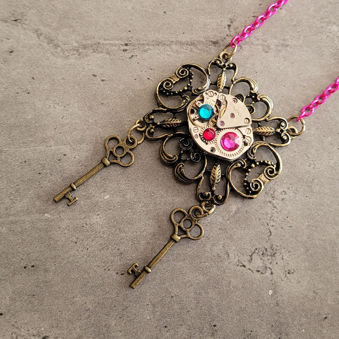 Gothic Steampunk Boho Filigree Bronze Crystals Key Gear Watch Clock ...