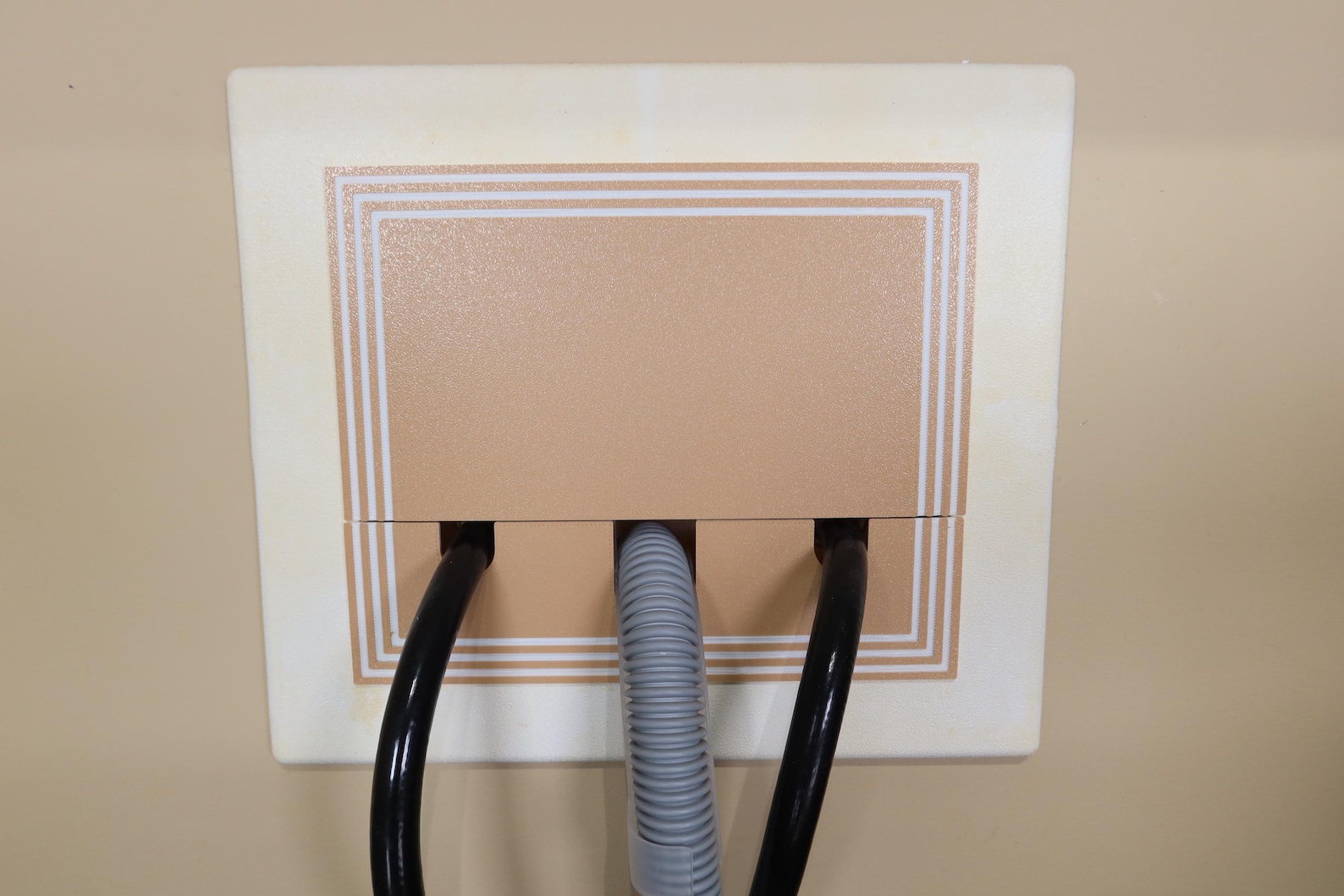 7" X 8.5" – Washer Outlet Box Cover – 3D Printed - Etsy