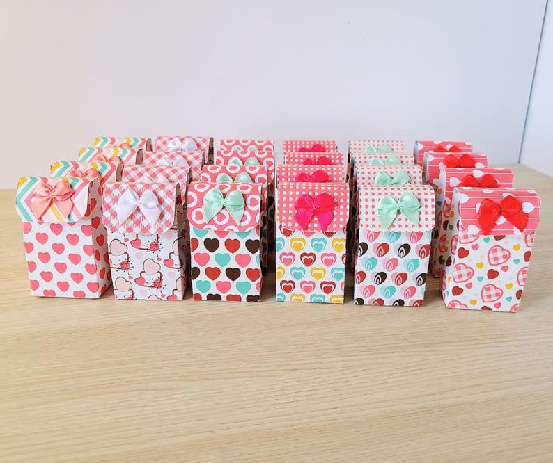 Valentine Mini Treat Pouches Set of 4 | Valentine Gift Boxes ...
