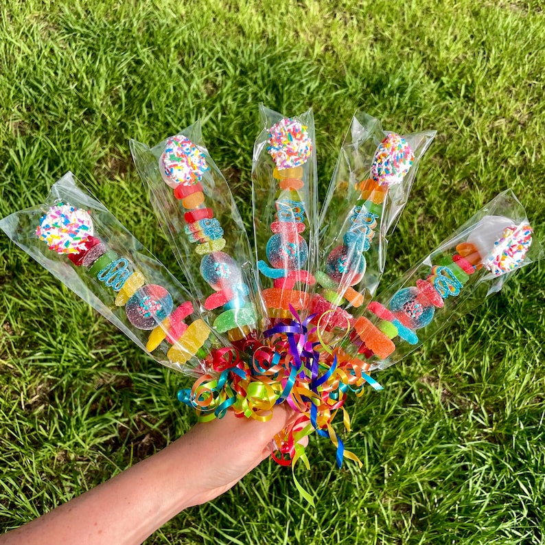 10+ Candy Kabobs: Kids Birthday Party Favors, Candy Party Favors, Class ...