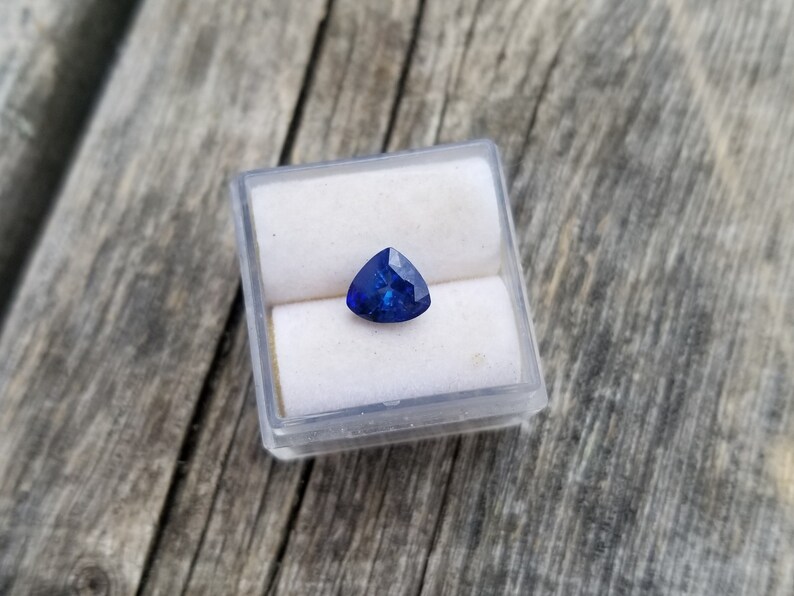 Velvet Blue Sapphire Triangle Shape for Engagement Ring or - Etsy