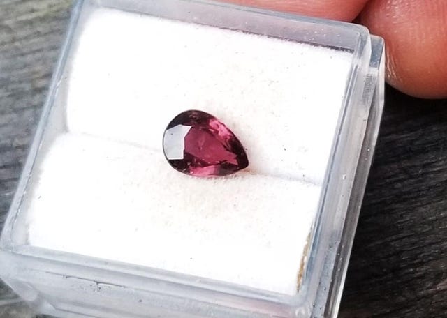 PristineGemstones - Etsy Canada