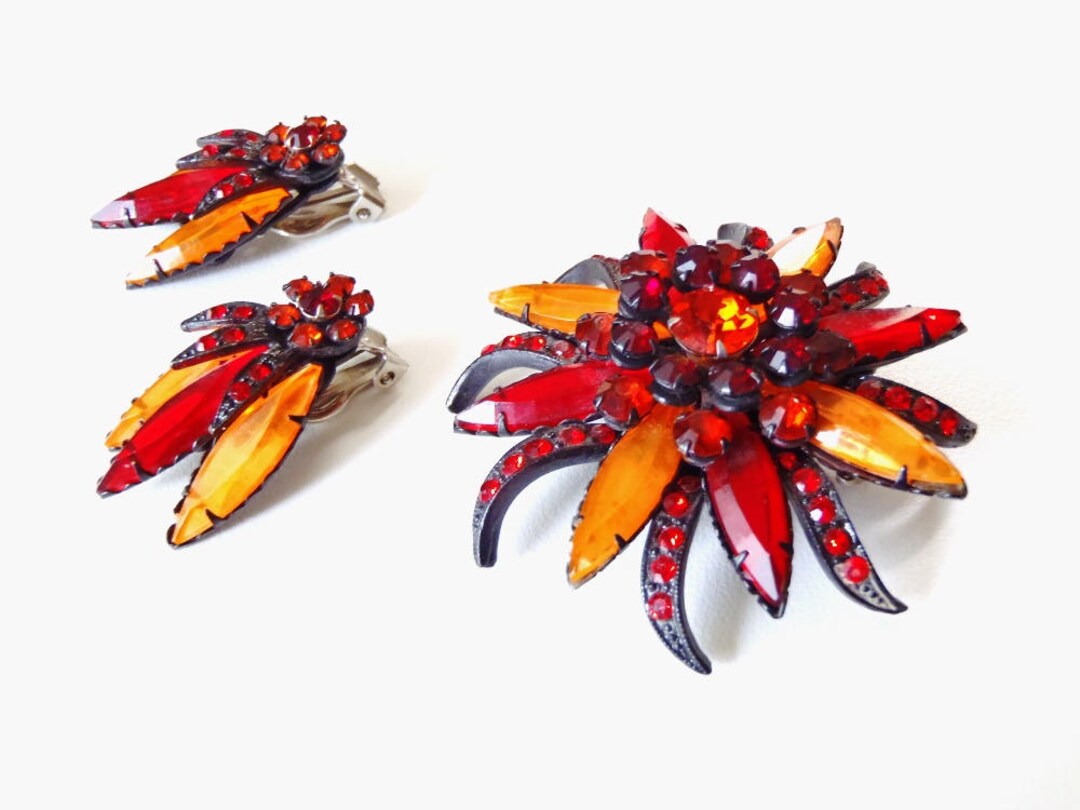 Classic Selini Rhinestone Brooch and Earrings Signed Demi-parure Set ...