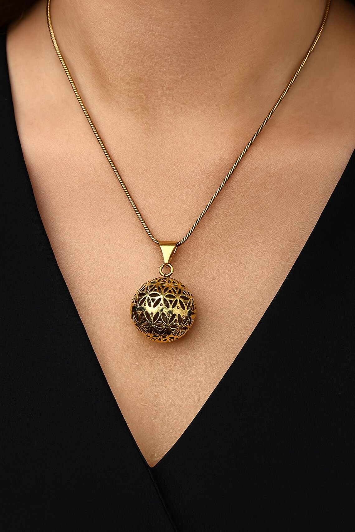 Gold Filigree Sphere Pendant Necklace – Elegant Geometric Flower of ...