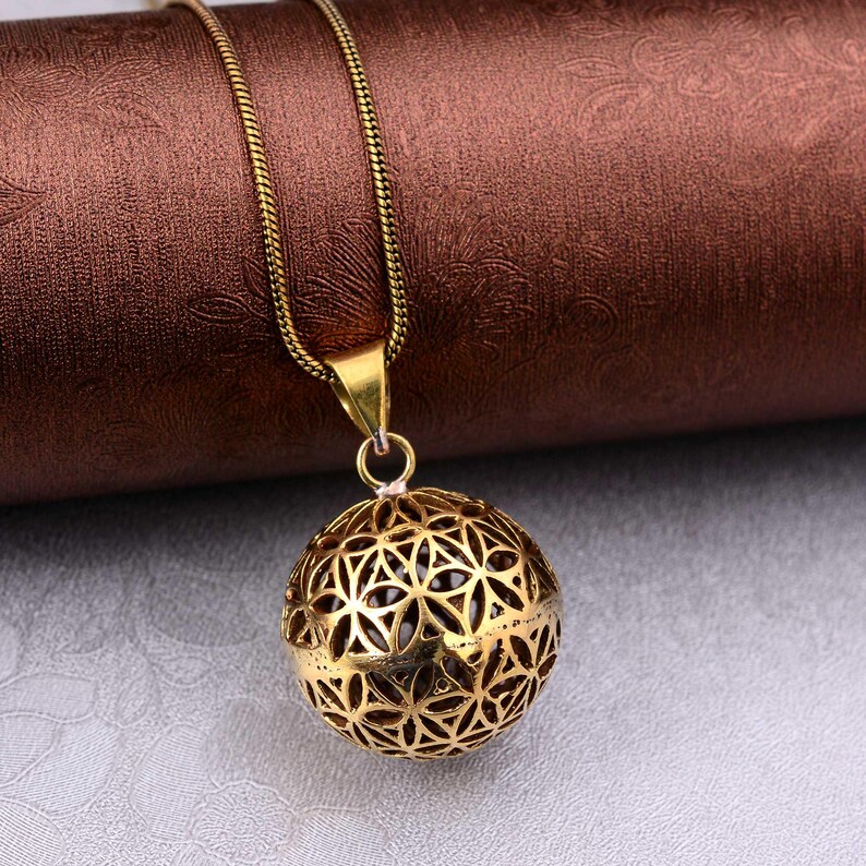 Gold Filigree Sphere Pendant Necklace – Elegant Geometric Flower of ...