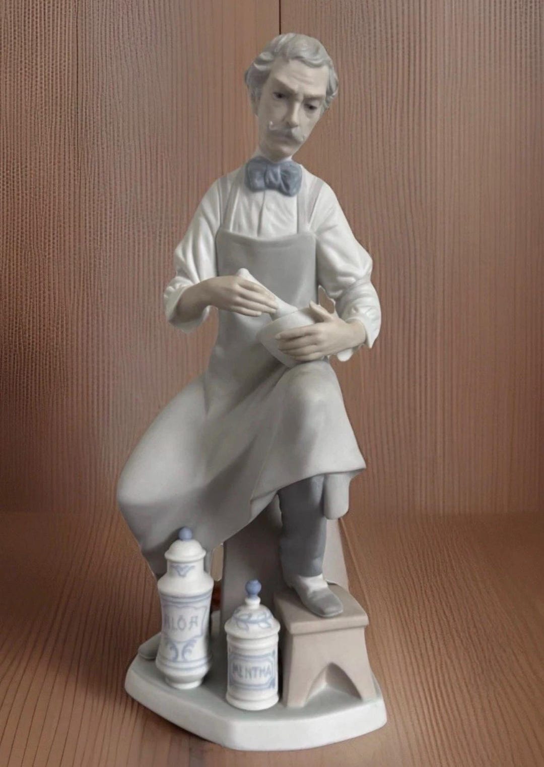 Lladro Figurine # 4844 "the Pharmacist" Matte Finish Handmade Spain ...