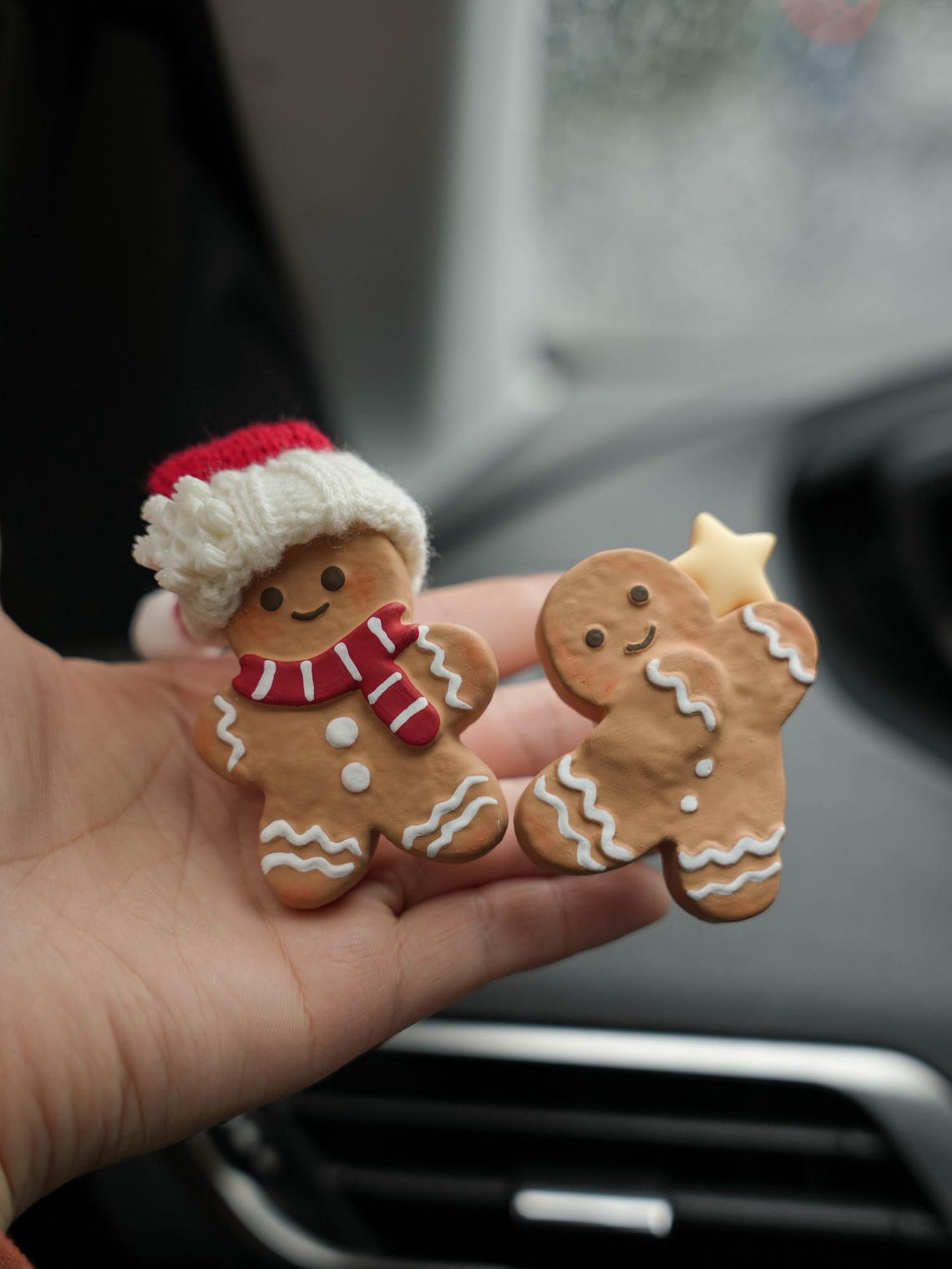 Cute Gingerbread Man Car Diffuser Charm: Christmas Ornament With ...