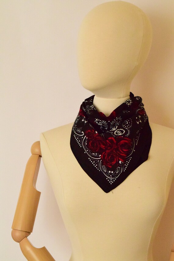 Red Rose Bandana Soft 100% Cotton Bandanas Paisley Bandana - Etsy