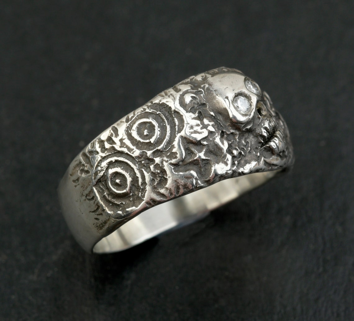 Skull Ring, Women's Custom Silver Skull Ring With Diamonds - Etsy
