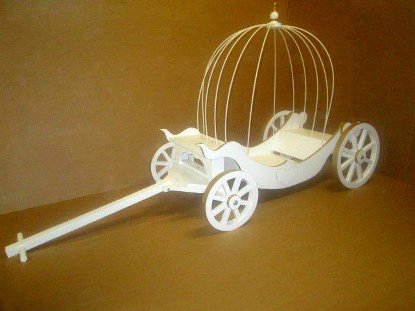 SNOW WHITE CARRIAGE [cannot be ordered online due to custom freight ...