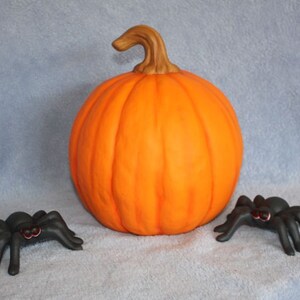 Black Spiders, Hand-painted Ceramic Spiders, Spiders With Red Eyes ...