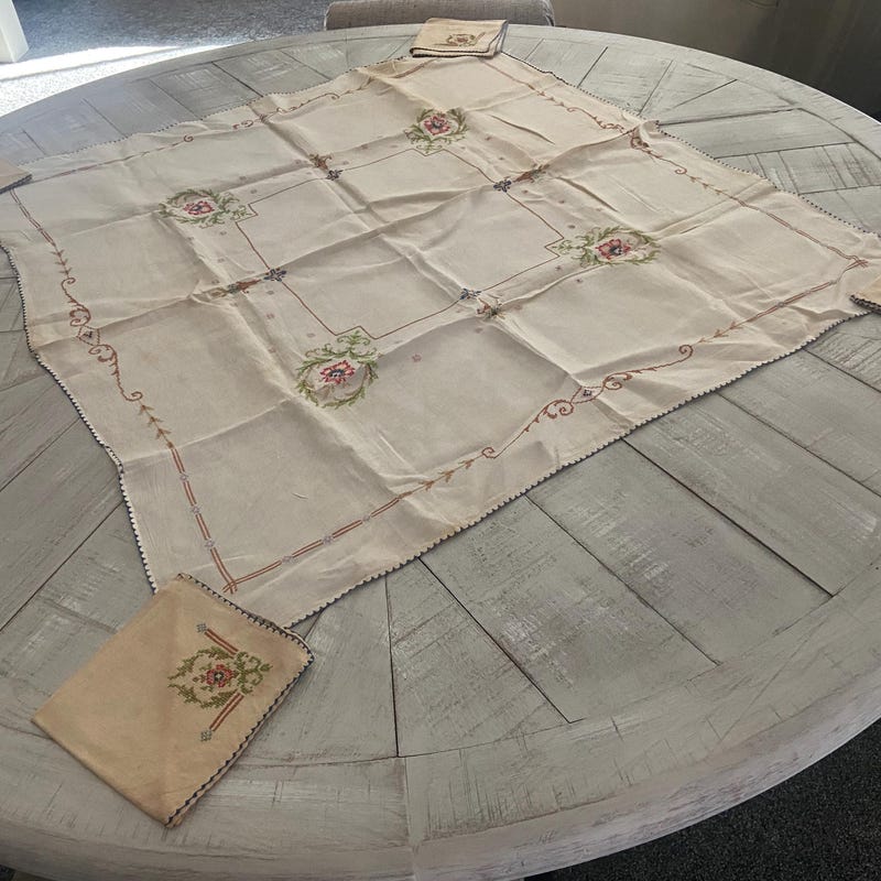 Needlepoint Table Cloth - Etsy