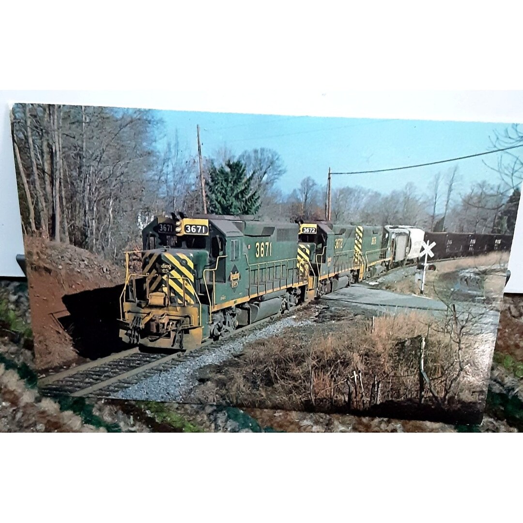 Vintage 1976 Reading Lines GP40 Locomotive Grace Mines PA Post Card - Etsy