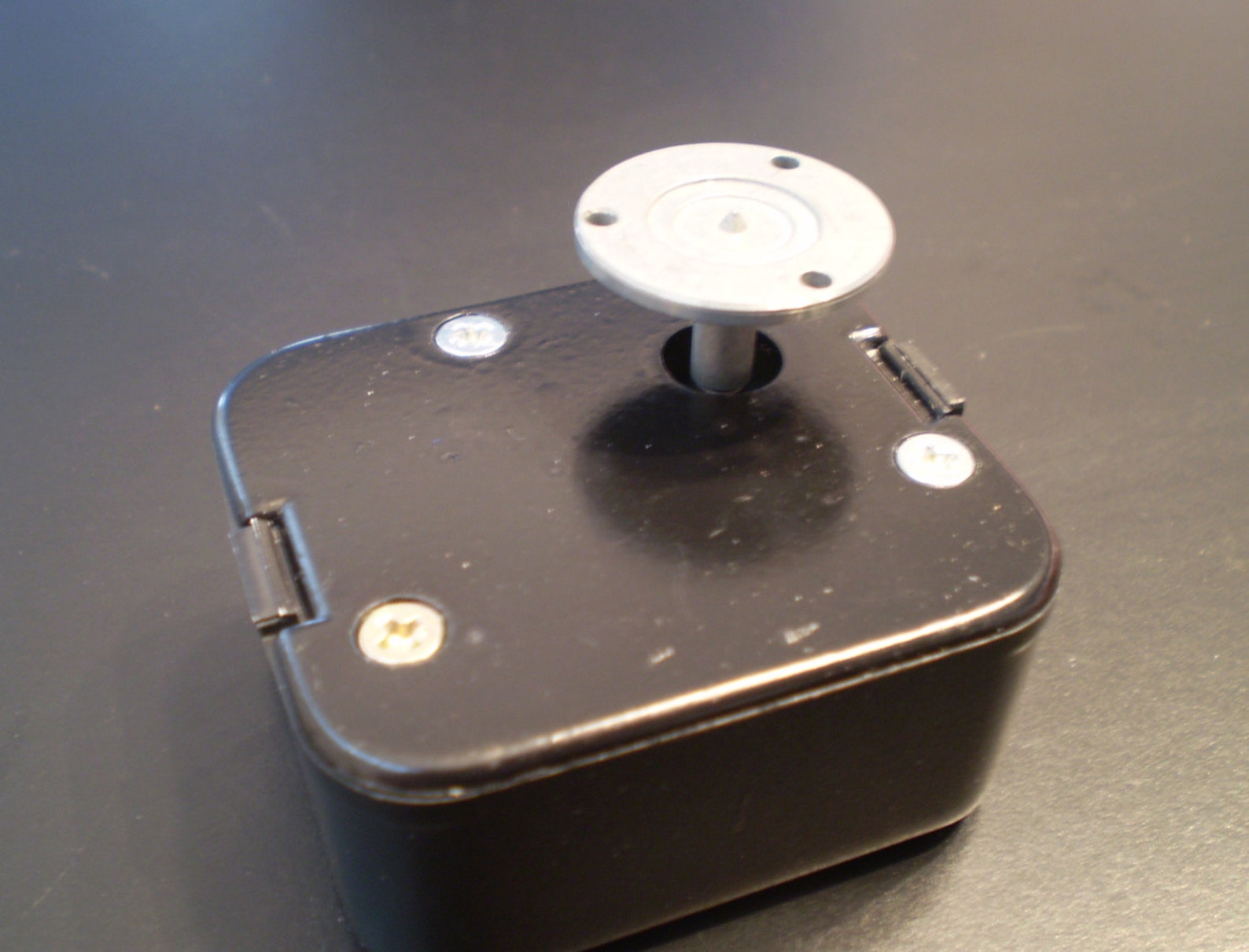 Metal Turntable for Music Box Movements Small Size 1 1/4 - Etsy UK