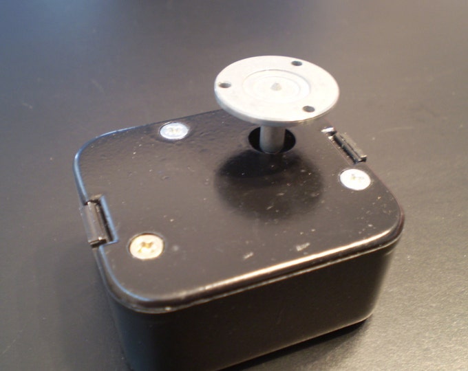 Metal Turntable for Music Box Movements Small Size 1 1/4 Inches - Etsy