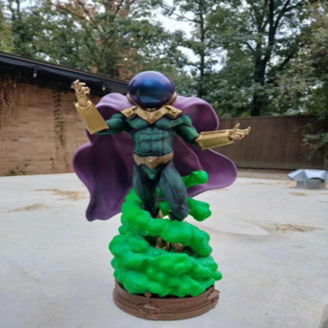 Hand-painted Mysterio Statue – 3D Printed Collectible - Etsy